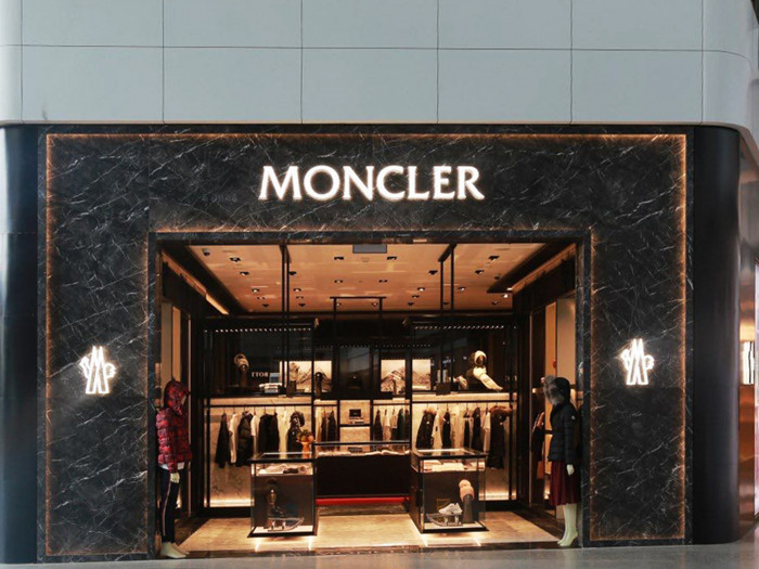 Moncler Store | Area-17 Architecture and Interiors