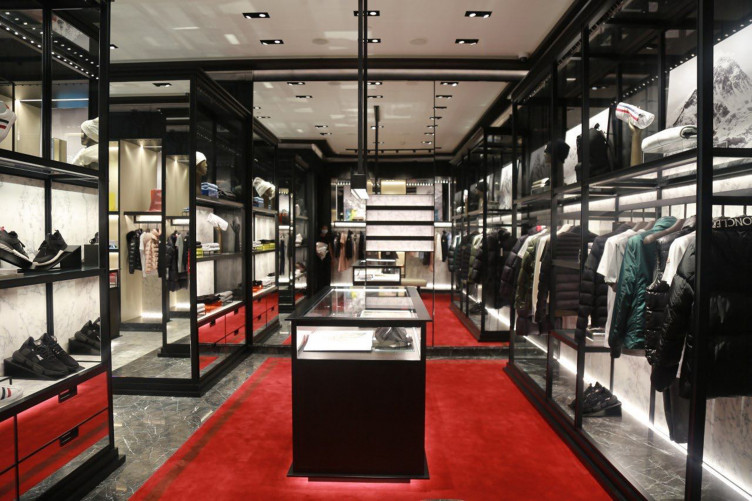 Moncler Store | Area-17 Architecture and Interiors
